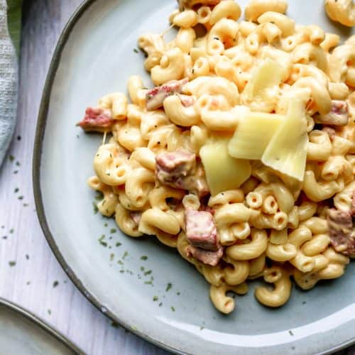 Instant Pot Creamy Corned Beef Pasta {Like A Yummy Reuben In A Bowl ...